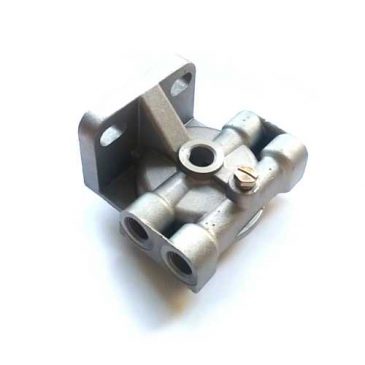 Bosch universal spin on filter head - Diesel Injection Pumps